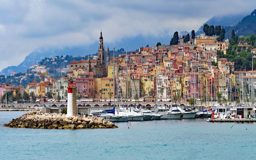 Billet de train Nice Menton pas cher dès 6 euros | Tictactrip.eu