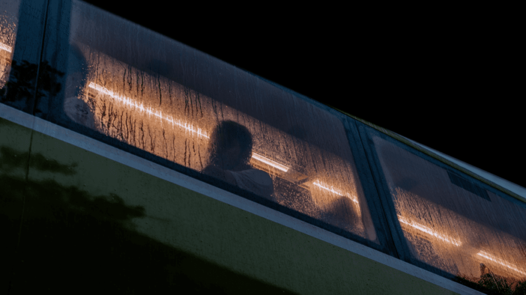 Bus de nuit - les astuces pour un voyage de nuit - Voyagez partout en ...