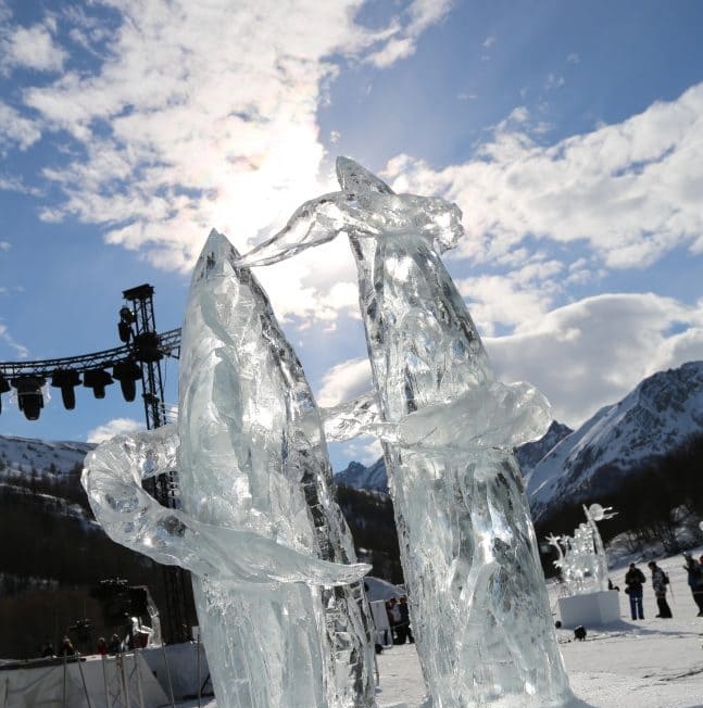 Valloire_Glace20_Chen-Jun-Rong_Between-mountains-and-rivers-647x970-1 ...